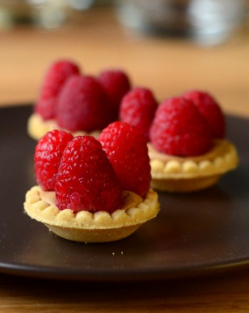 Raspberry & Cookie Butter Tarts - Baking Bites